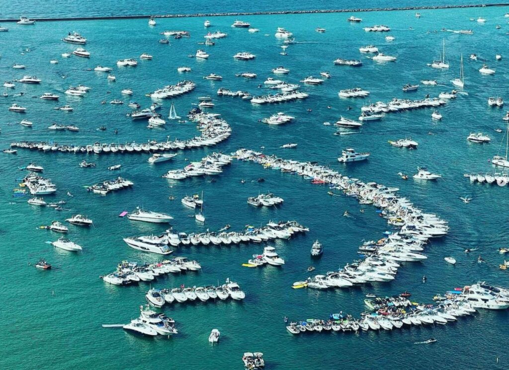 Unleashing the Charm of the Chicago Playpen: A Hidden Gem of the Windy ...